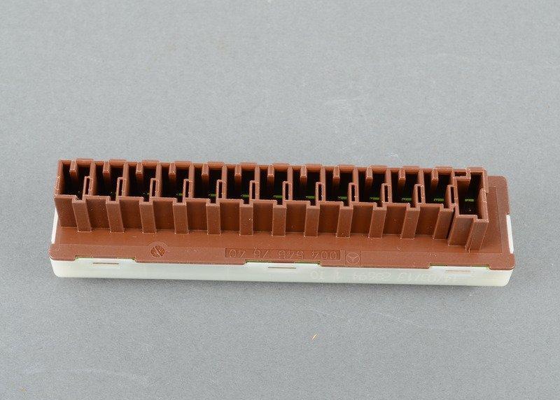 A 004 546 76 40 MERCEDES BENZ Part